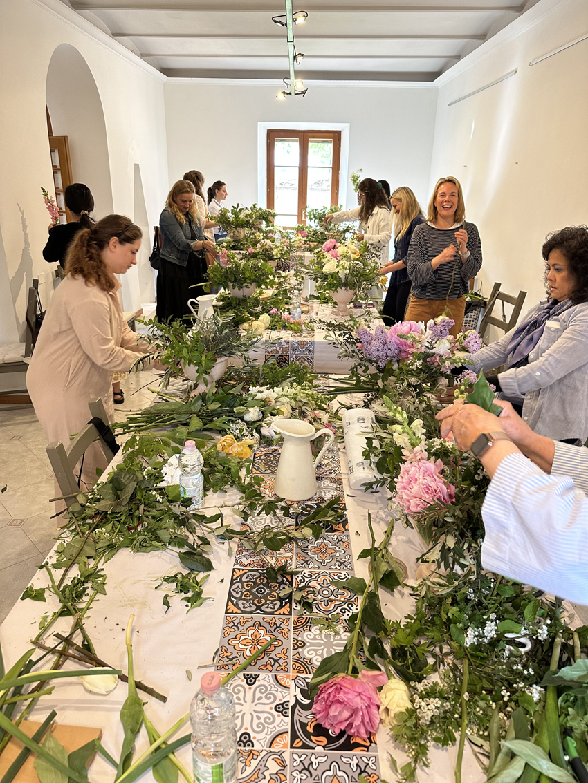 Floral Retreat in Tuscany, Italy – Flirty Fleurs The Florist Blog ...